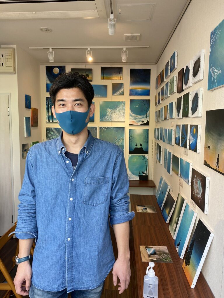 ABOUT│AKI SPRAY PAINT